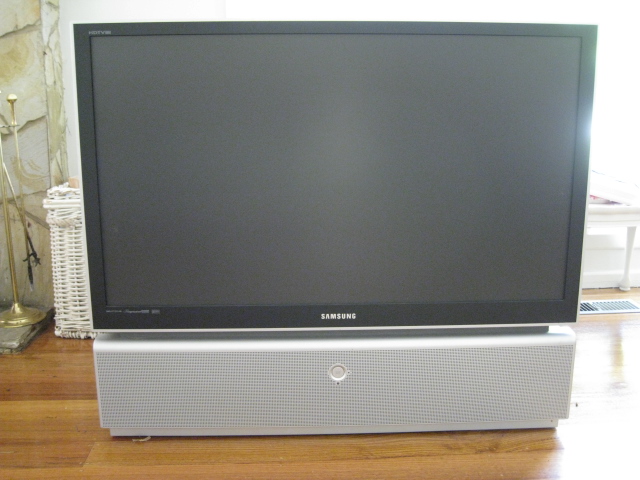 How Do I Troubleshoot a Toshiba TV? | eHow