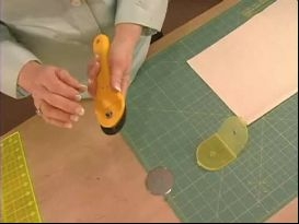 Instructions on How to Change the Blade on a Fiskars Paper Cutter | eHow