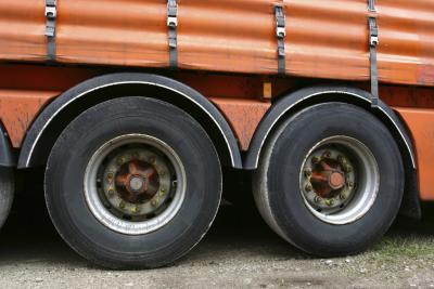 How to Measure a Semi Truck Wheelbase | It Still Runs | Your Ultimate ...