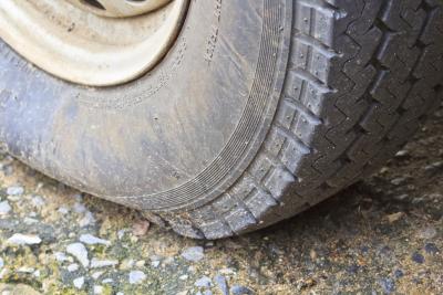 How Much Air Pressure Should Be in a Tire? | It Still Runs
